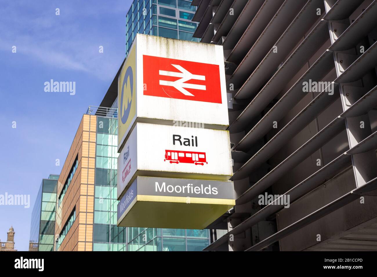 Moorfields metro rail station sign, Liverpool Stock Photo - Alamy