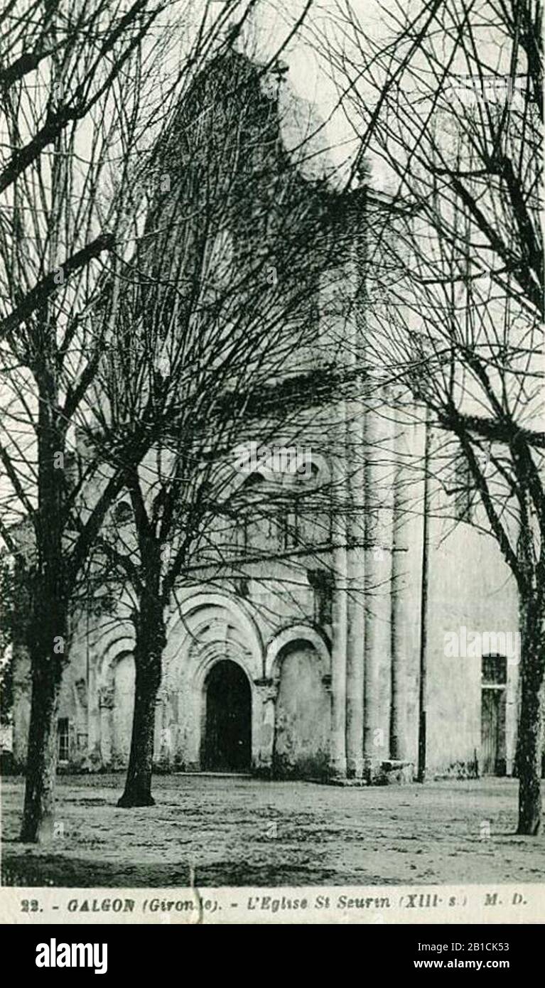 Galgon - église 1 Stock Photo - Alamy