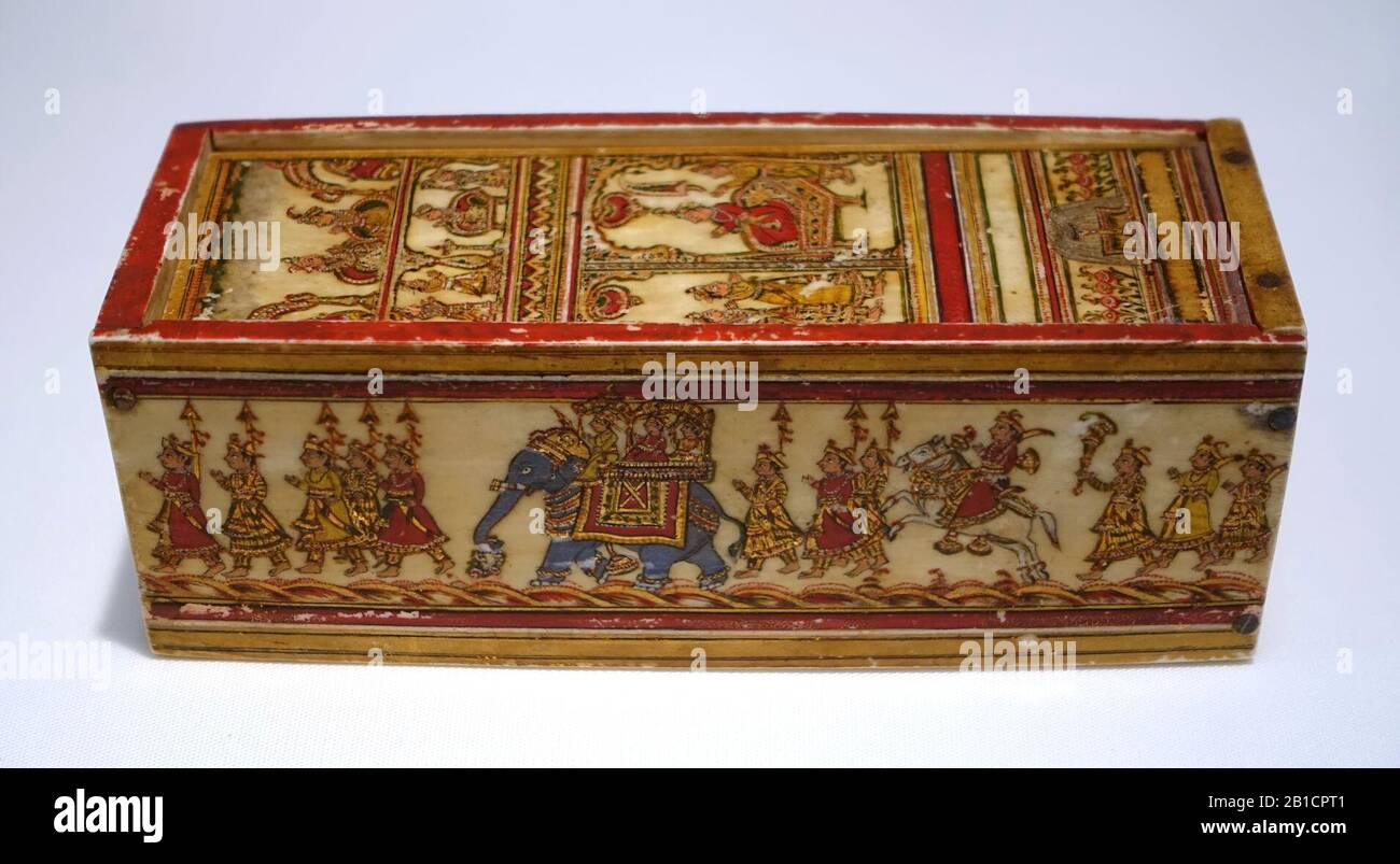 Ivory game box hi-res stock photography and images - Alamy