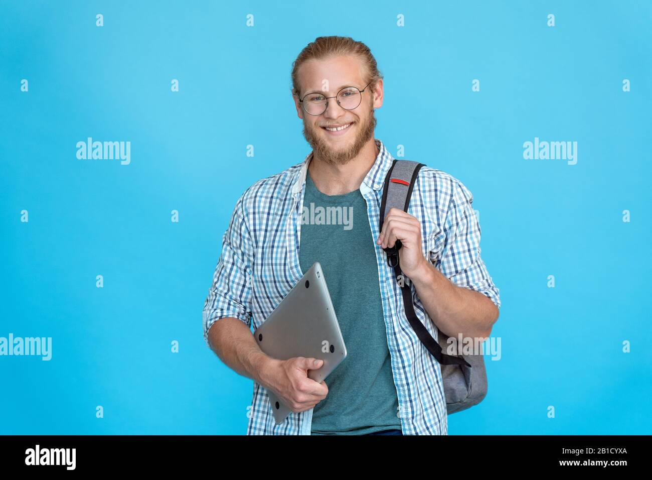 Modern college student hi-res stock photography and images - Alamy