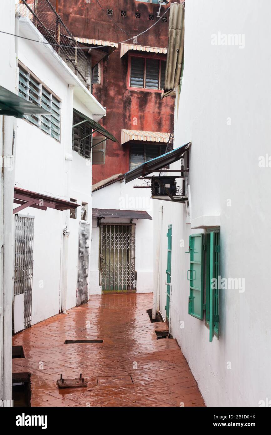 Explore back alley, Malacca,Malaysia Stock Photo - Alamy