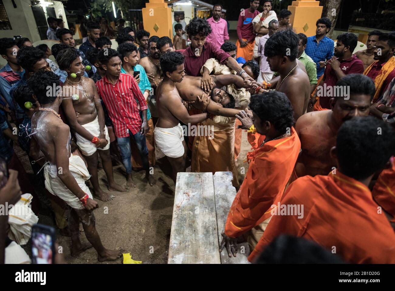 Thookkam hindu ritual india hi-res stock photography and images - Alamy