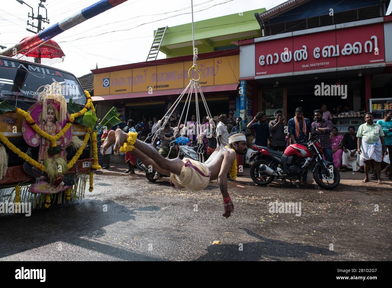 Garudan hi-res stock photography and images - Alamy