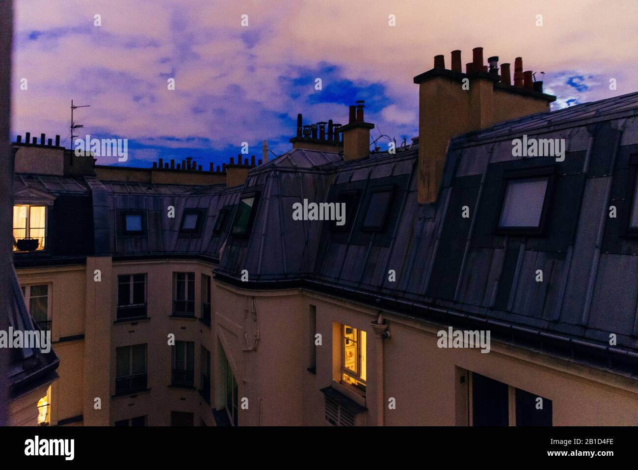 Slanted roof skyscraper hi-res stock photography and images - Alamy