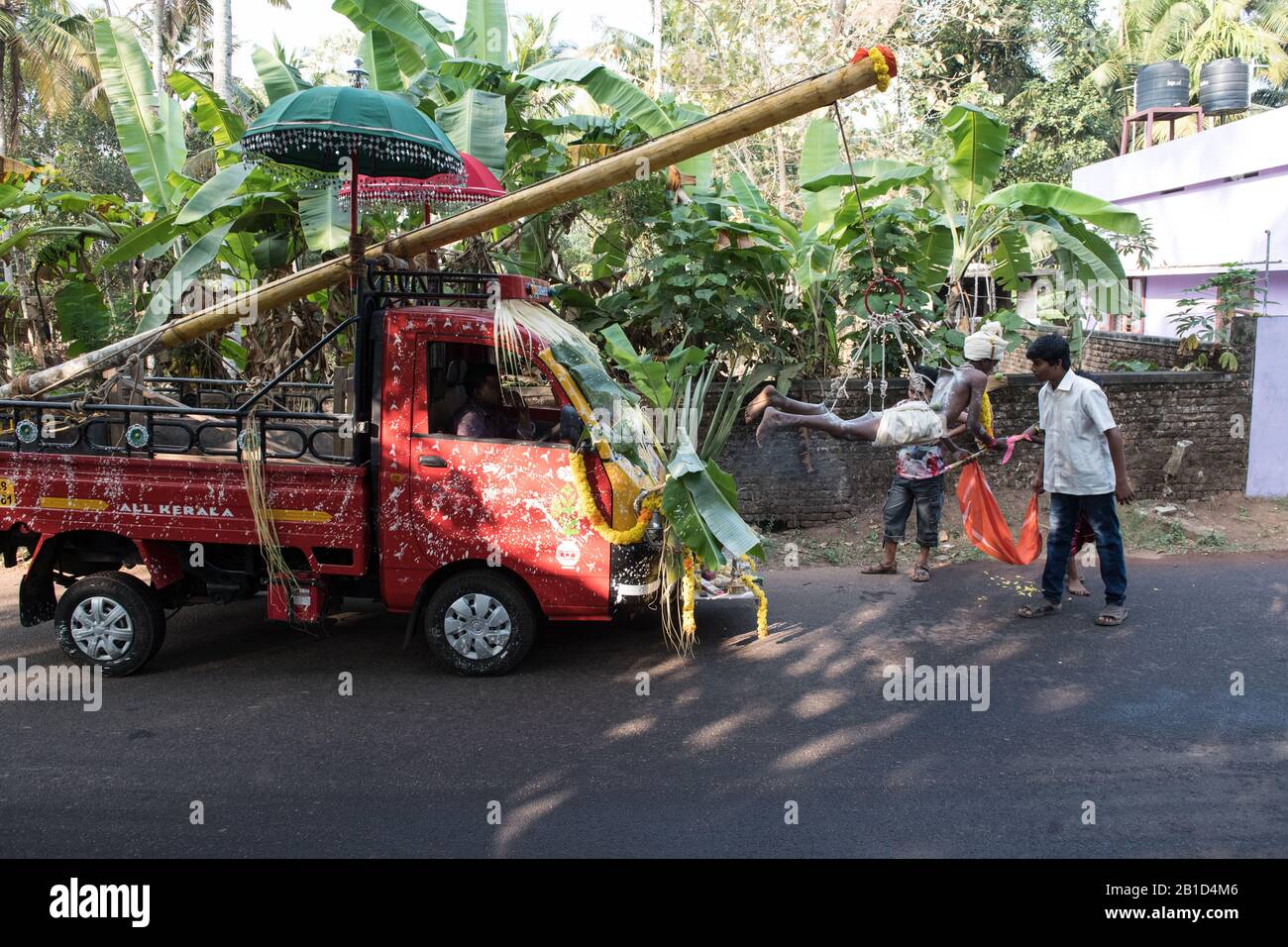 Body piercing suspension hi-res stock photography and images - Alamy