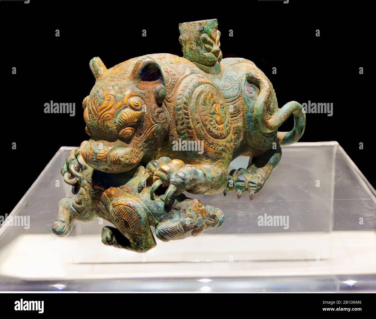 Shang Dynasty Bronze Tiger