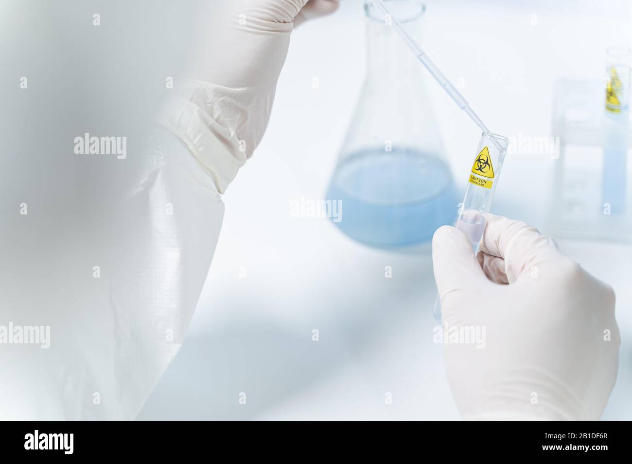 Man dropping glass hi-res stock photography and images - Alamy
