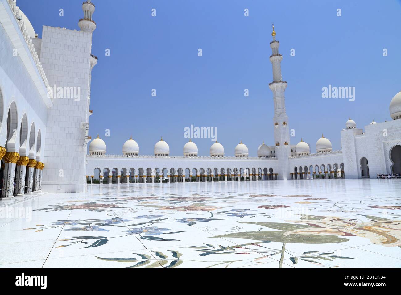 The Sheikh Zayed Grand Mosque Center SZGMC is the largest mosque in the ...