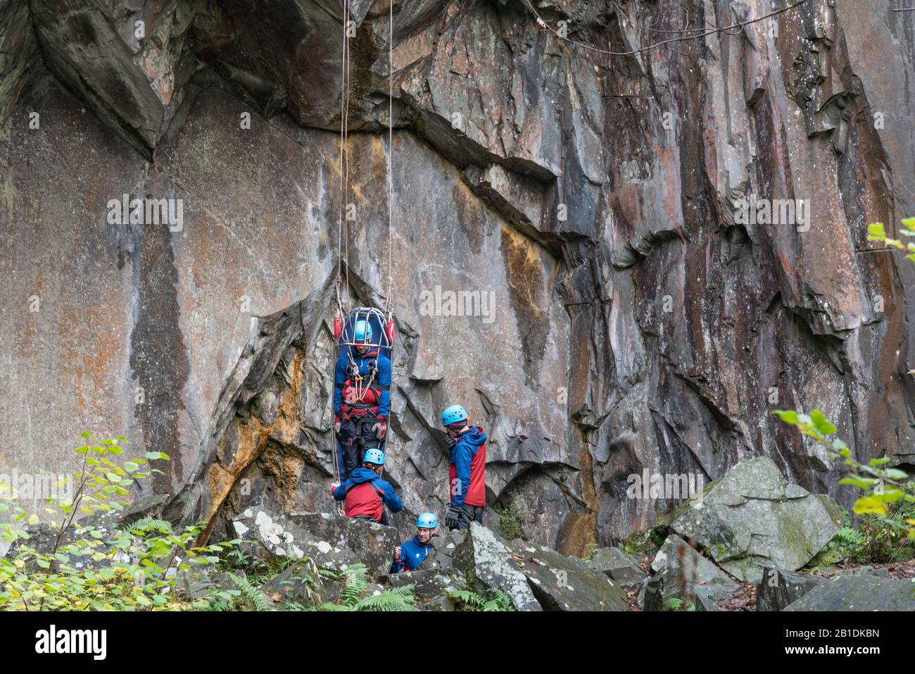Team building exercises in Cathedral Cave Stock Photo - Alamy