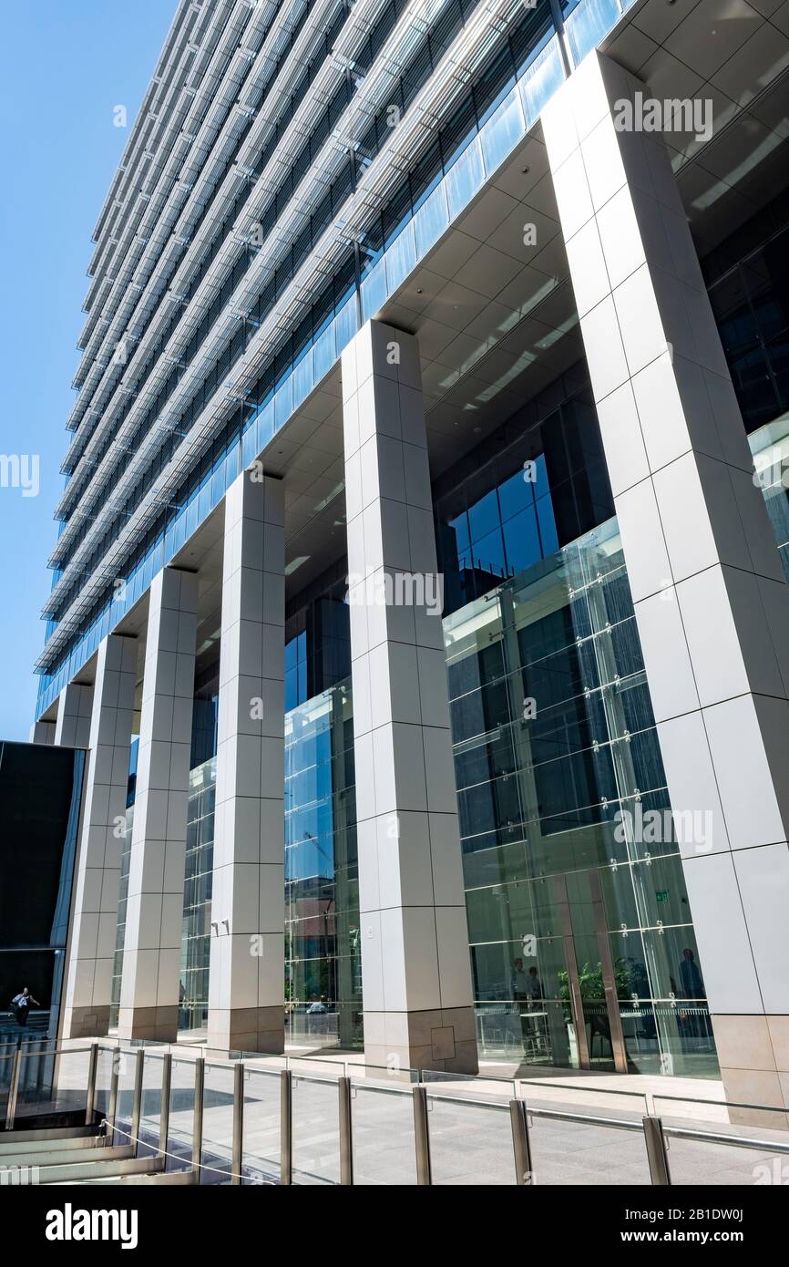 Parramatta Square in Parramatta city centre and urban regeneration to ...