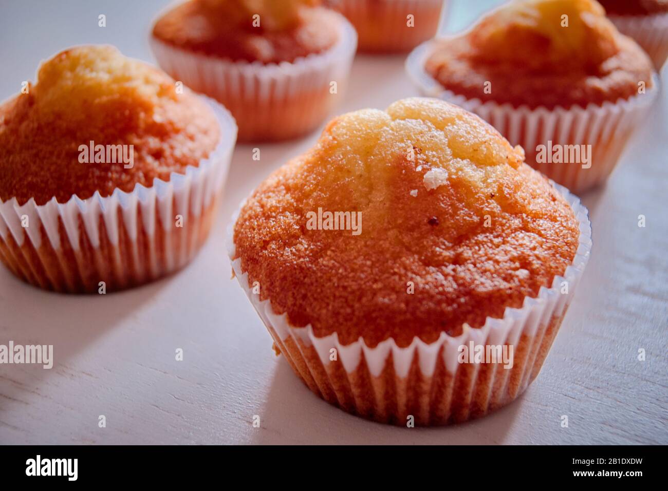 Crunchy muffin hi-res stock photography and images - Alamy