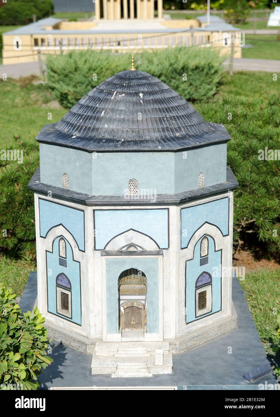 Bursa's Green Tomb Stock Photo - Alamy