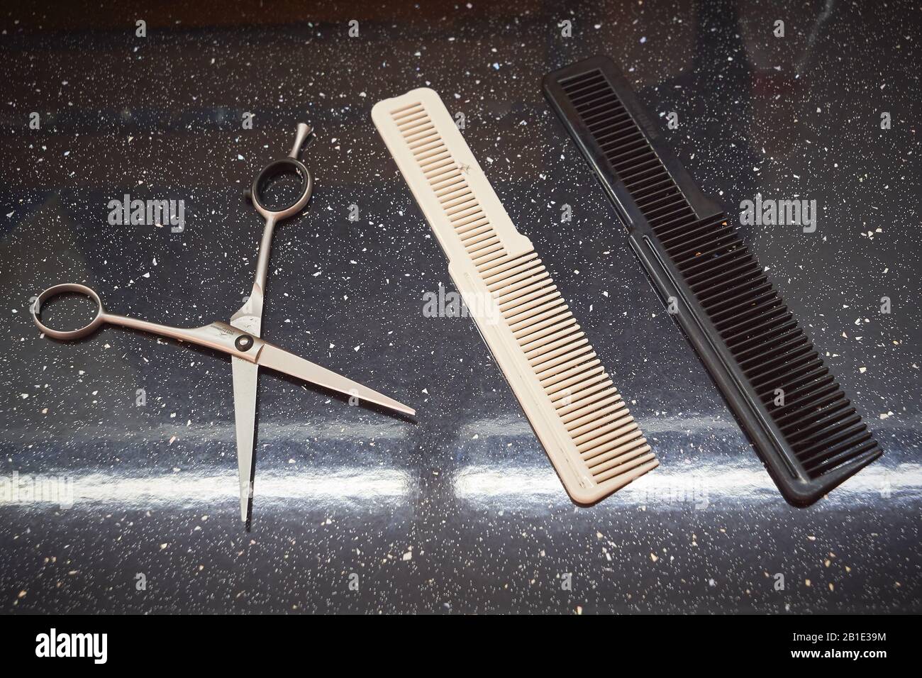 Hair combs scissors cutting hi-res stock photography and images - Alamy