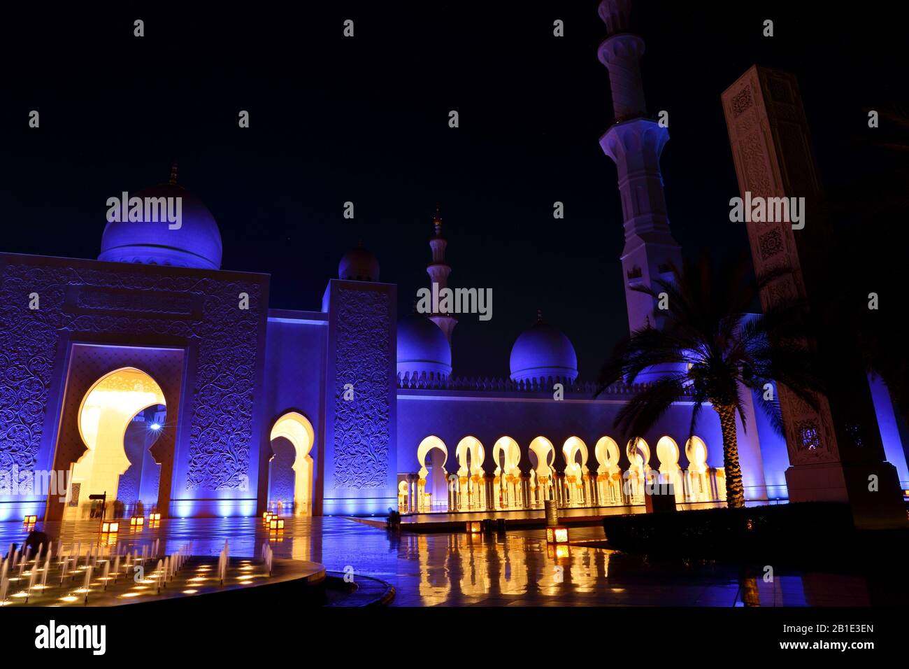 The Sheikh Zayed Grand Mosque Center SZGMC is the largest mosque in the ...