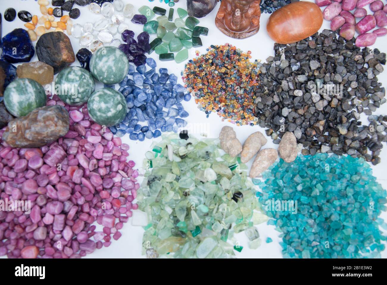 Thai gem stones hi-res stock photography and images - Alamy