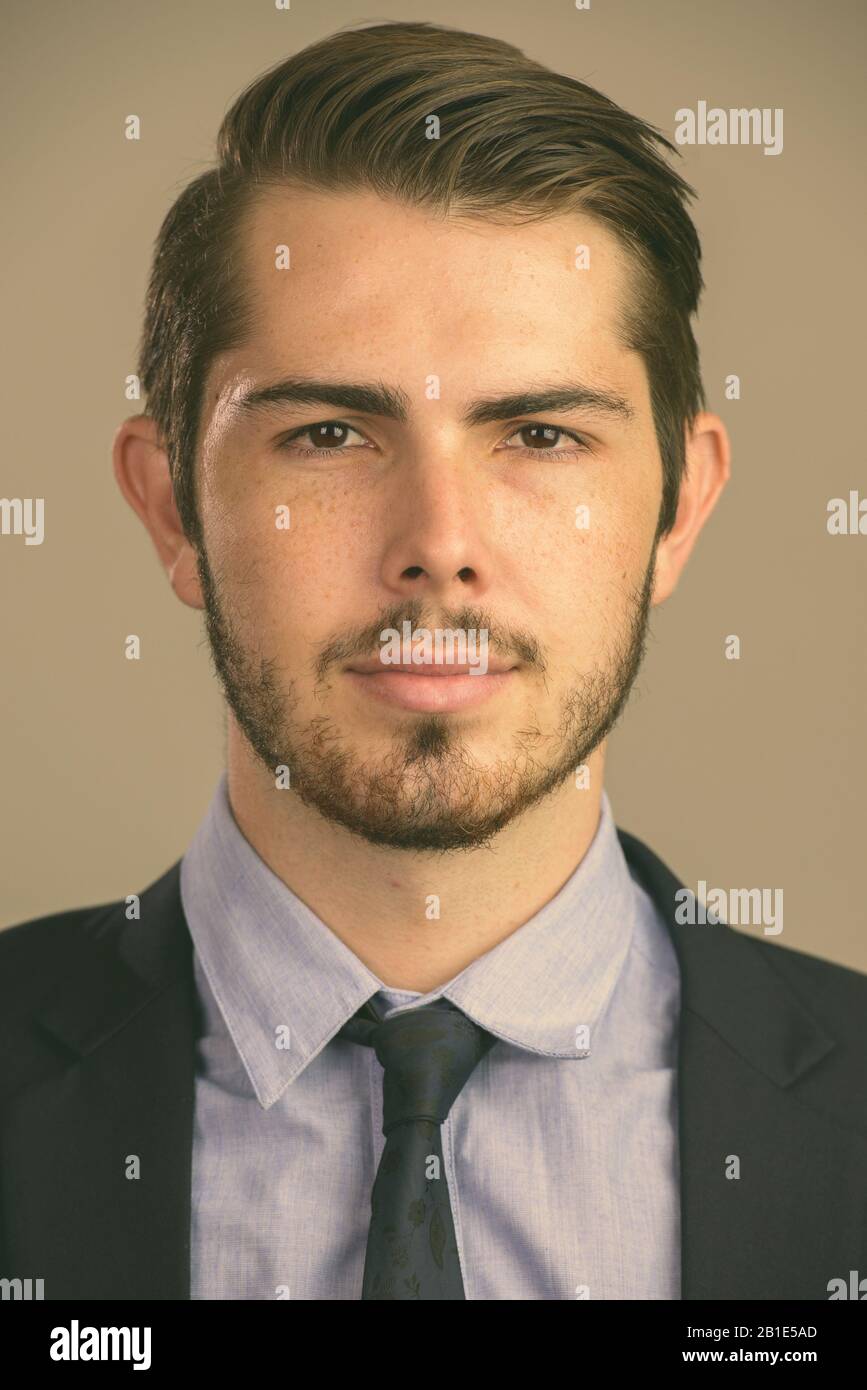 Profile casual man formal face hi-res stock photography and images - Alamy