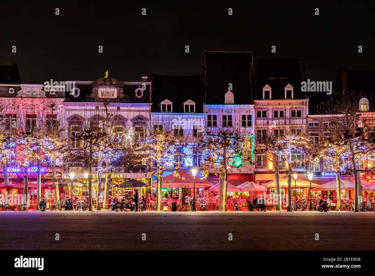 MAASTRICHT, THE NETHERLANDS - NOVEMBER 22, 2016: Bars and restaurants ...