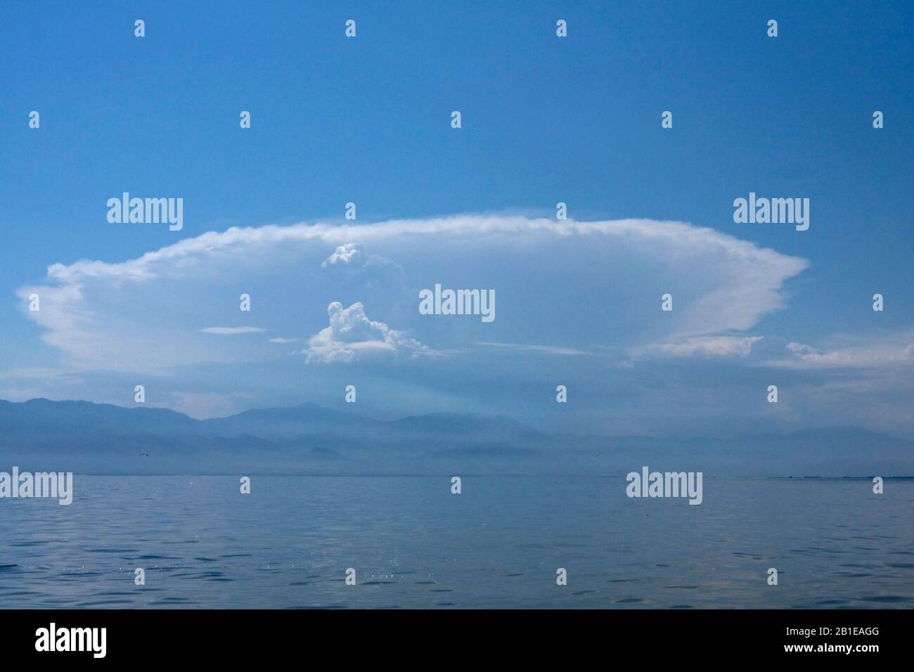 Salton sink hi-res stock photography and images - Alamy