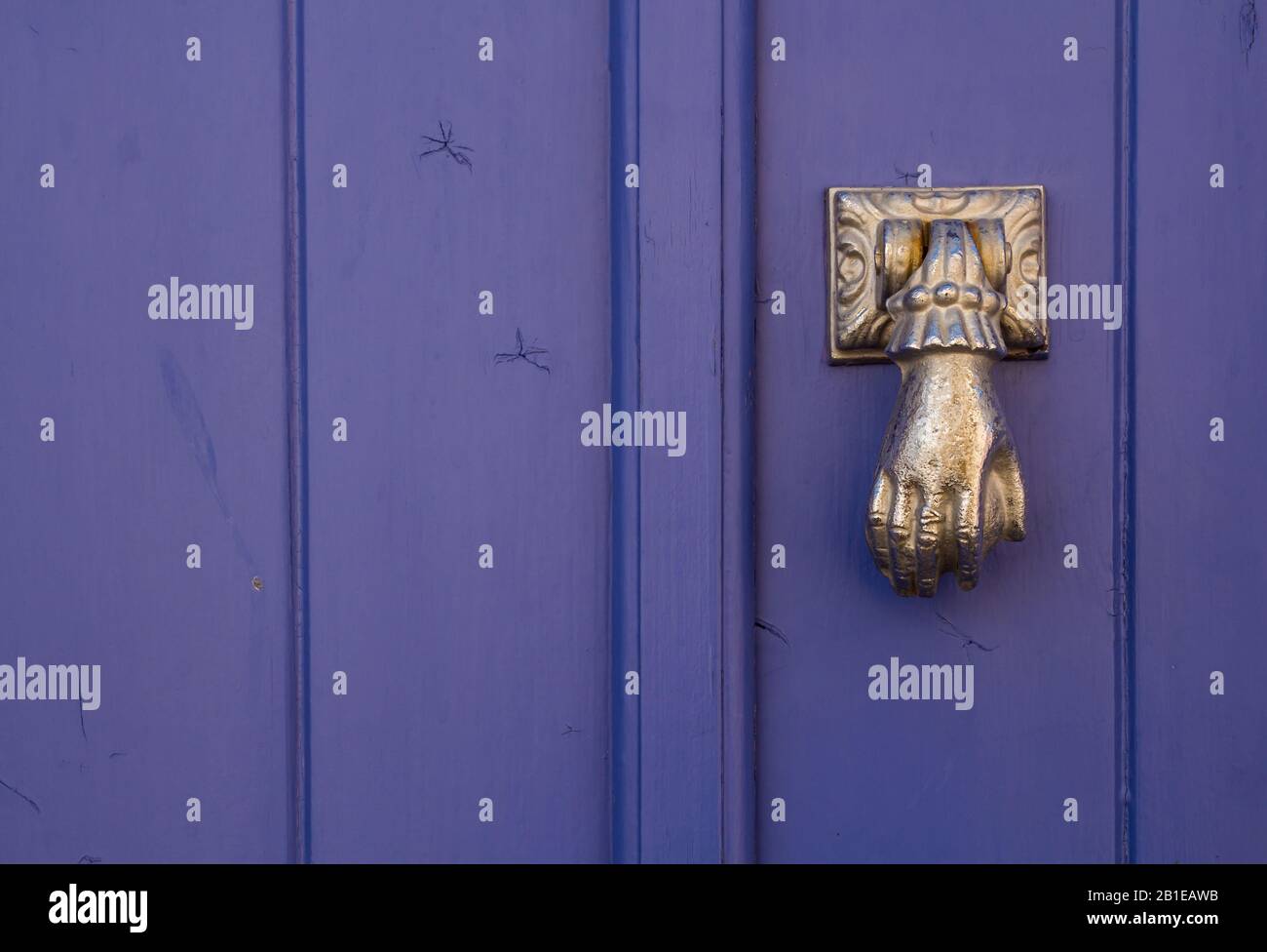 Violet symbol hi-res stock photography and images - Alamy