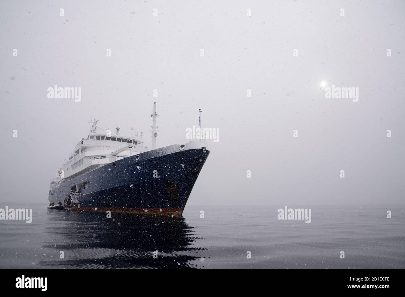 Portal boat hi-res stock photography and images - Alamy