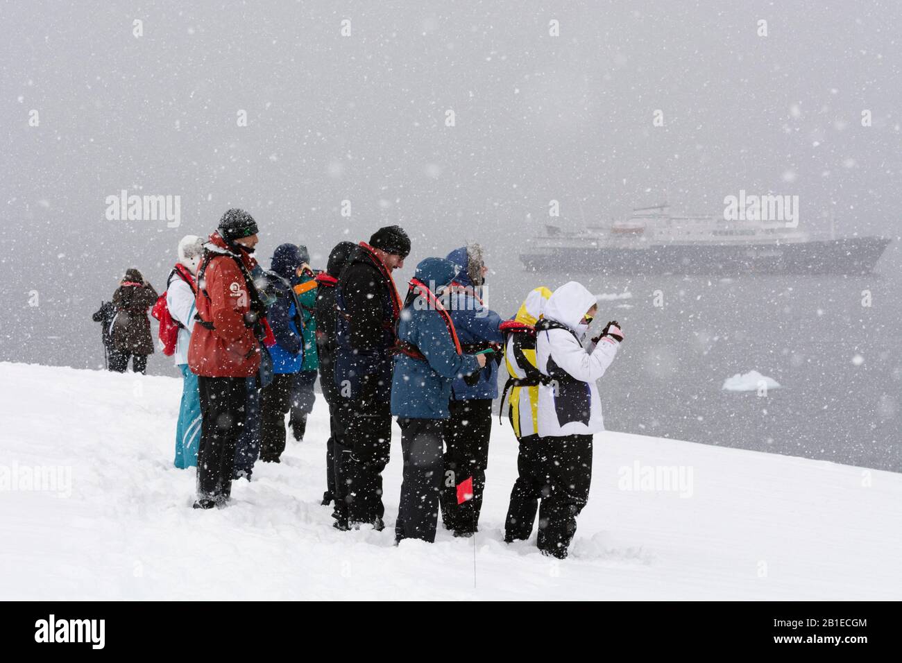 Antarctica storm hi-res stock photography and images - Alamy