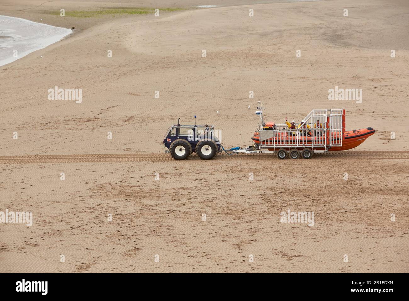 Talus mb 764 amphibious tractor launch and recovery vehicle recovering ...