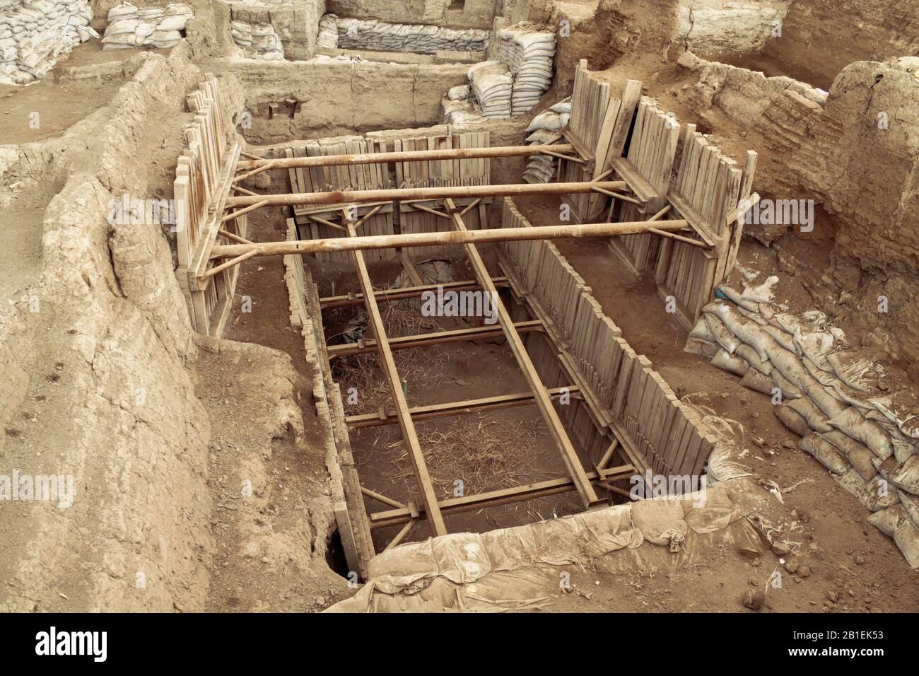 Excavations of Site of Catalhoyuk. It was a huge Neolithic and ...