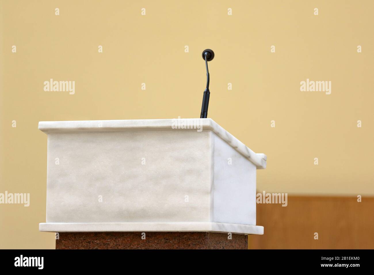 Lectern rostrum podium white hi-res stock photography and images - Alamy