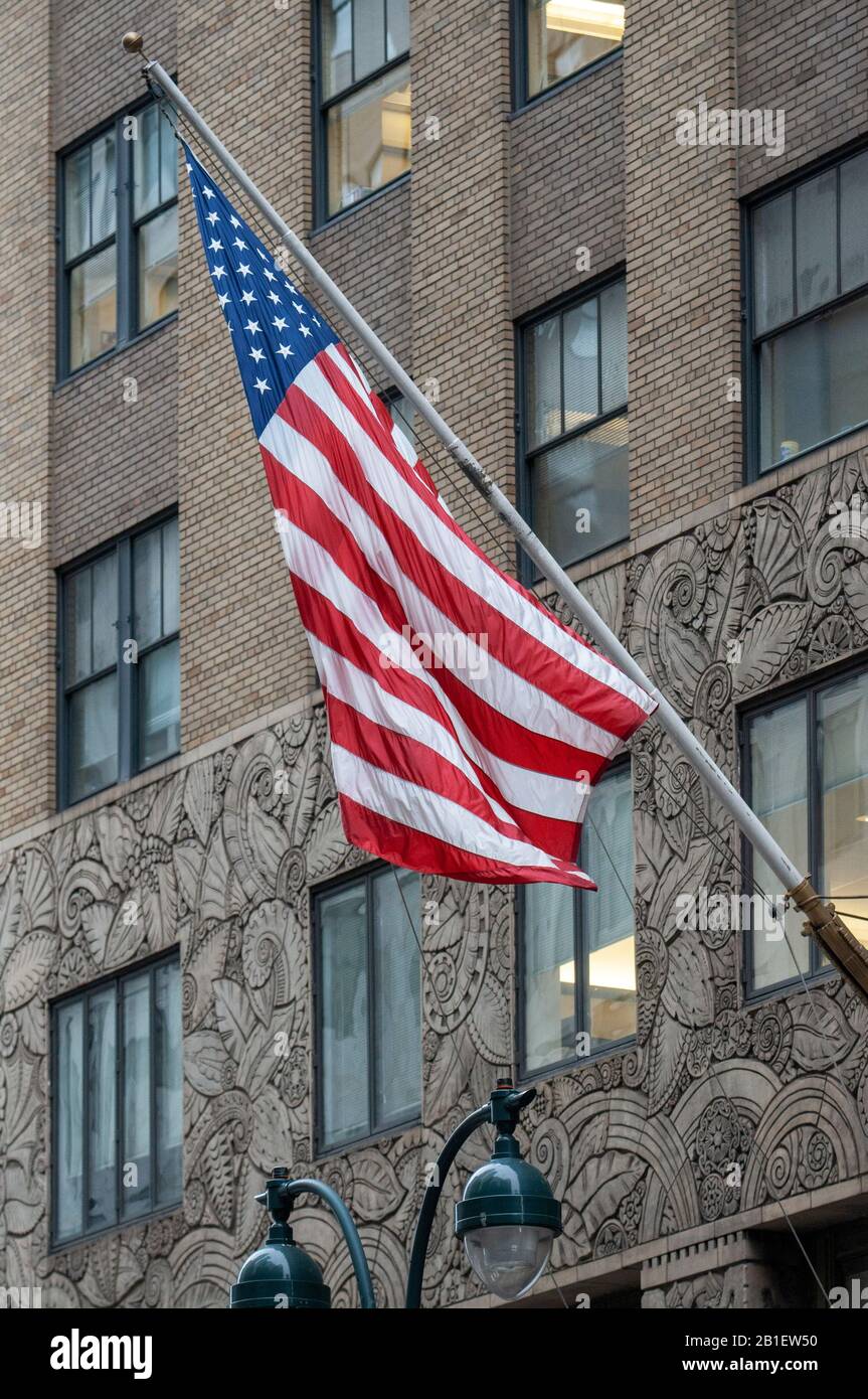 Chanin building art deco hi-res stock photography and images - Alamy