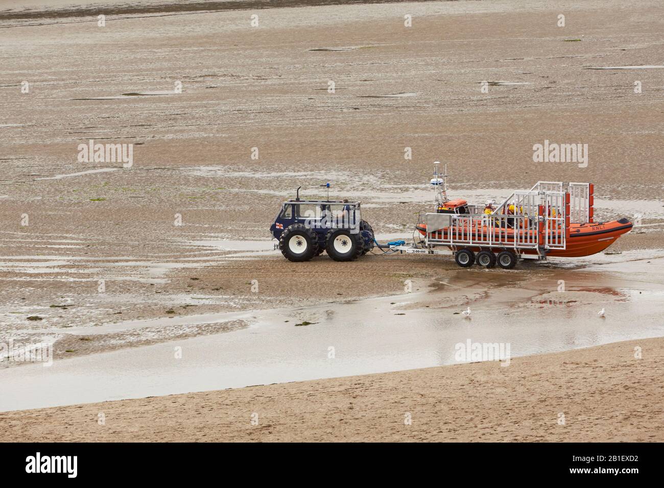Talus mb 764 amphibious tractor launch and recovery vehicle recovering ...