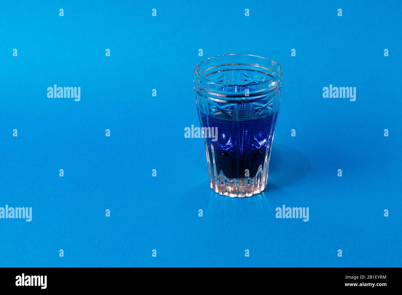 Fluid glass hi-res stock photography and images - Alamy