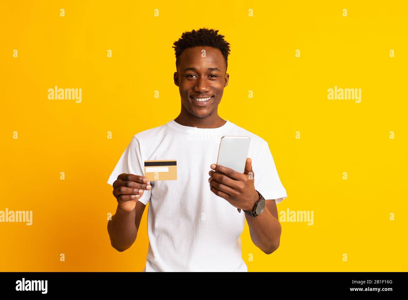 Pay transaction businessman credit hi-res stock photography and images ...