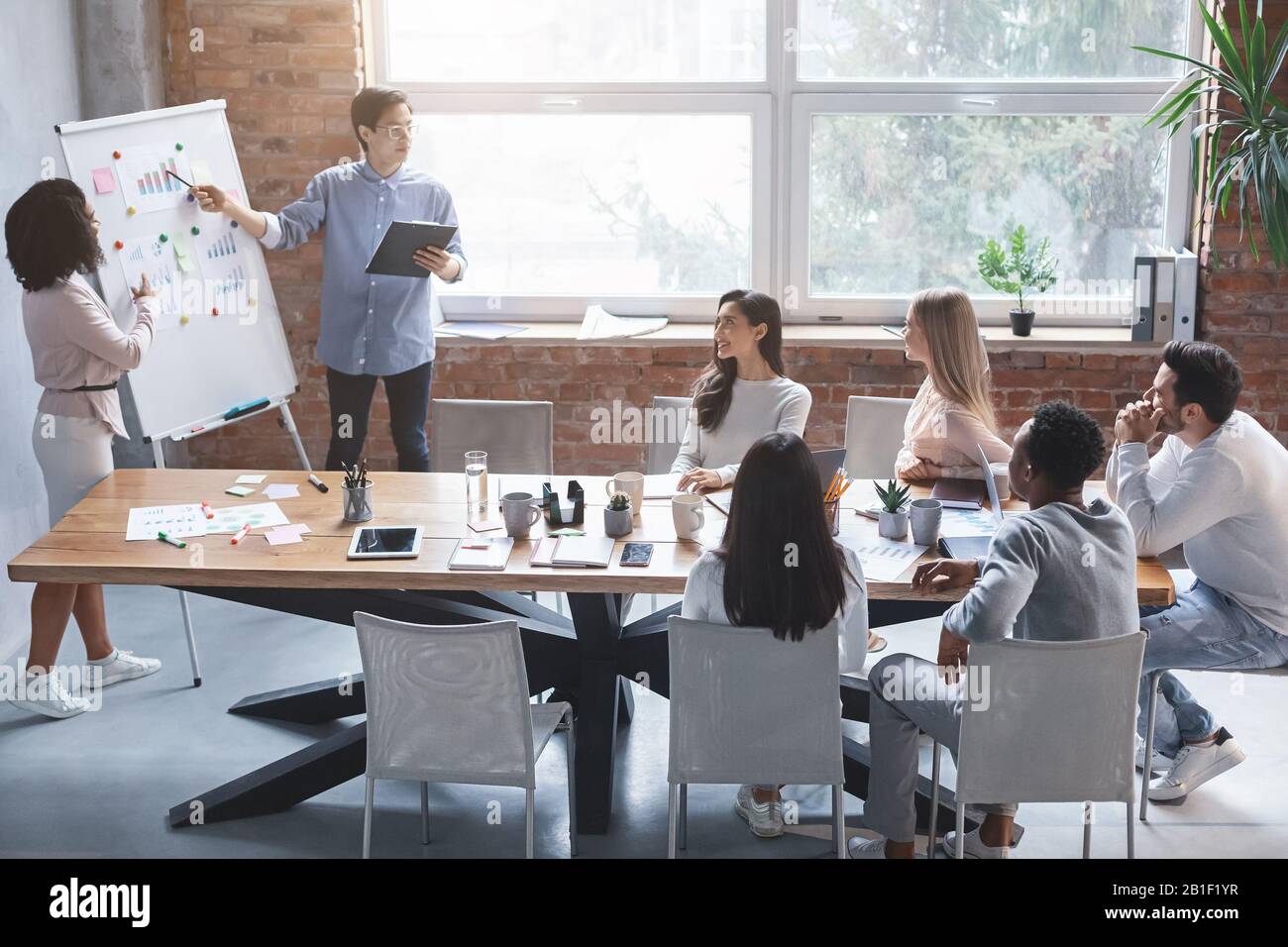 Woman making business presentation hi-res stock photography and images ...