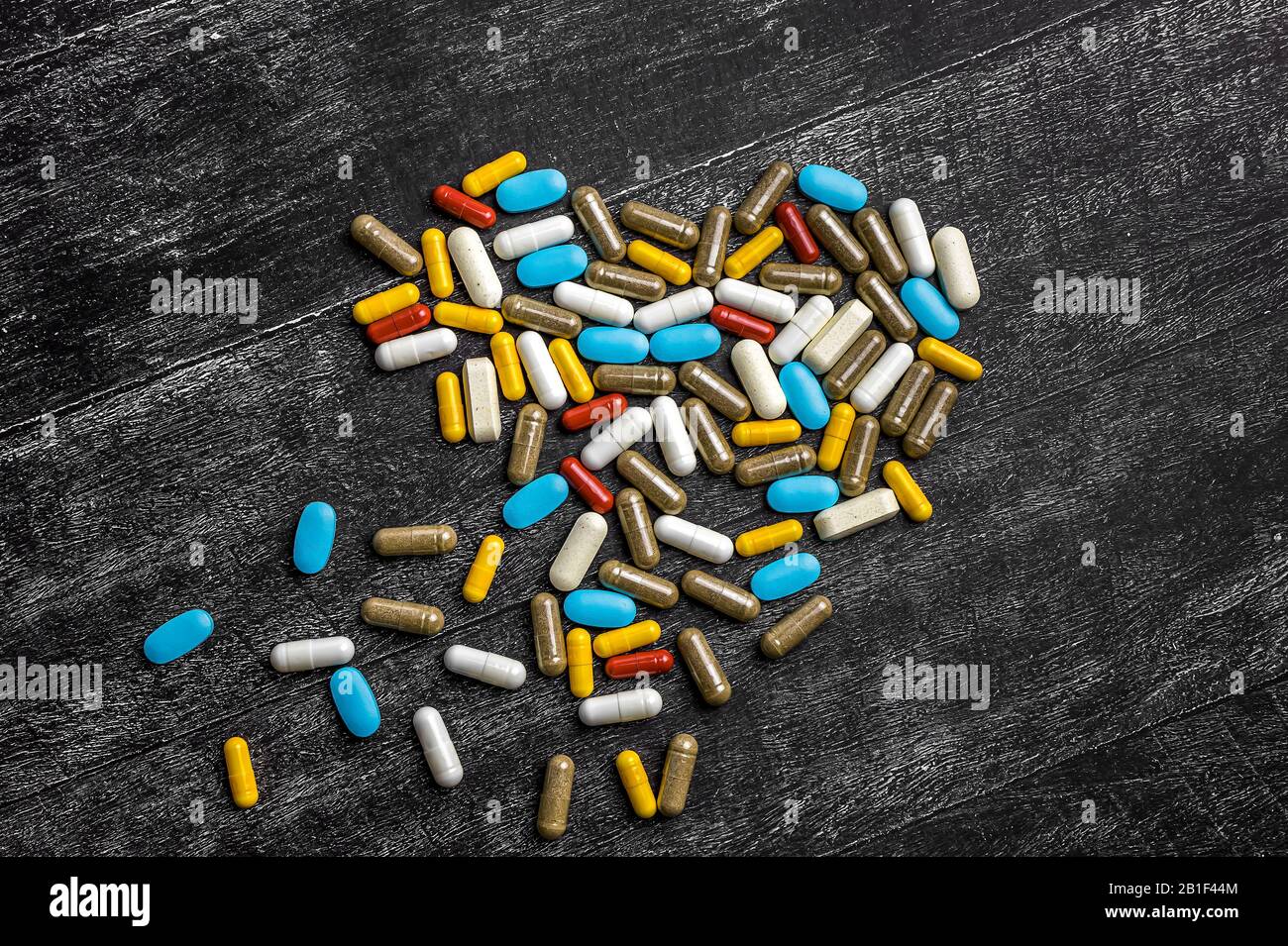Various colored medication tablets hi-res stock photography and images ...