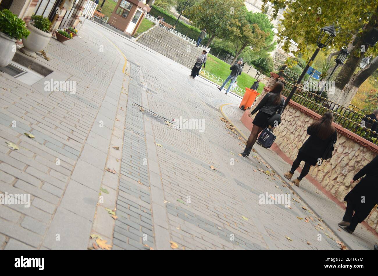 Daily life in istanbul hi-res stock photography and images - Alamy