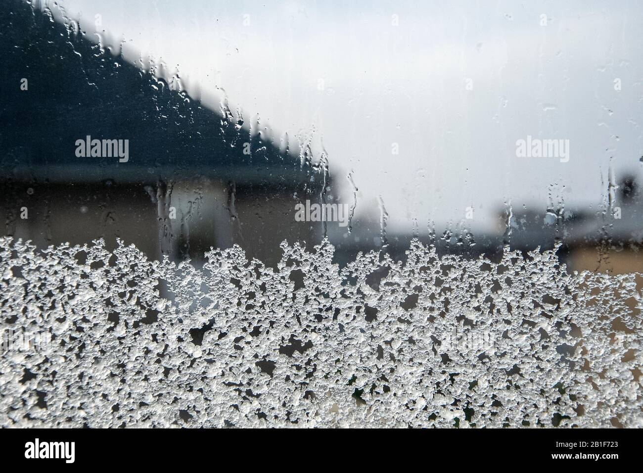 Sleet hi-res stock photography and images - Alamy
