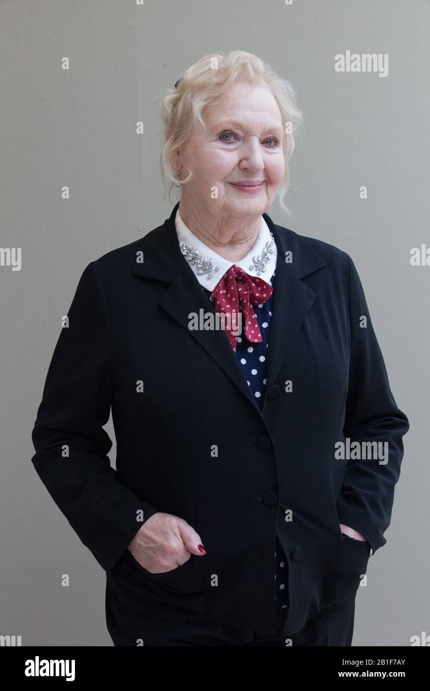Portrait of scarlett clark hi-res stock photography and images - Alamy