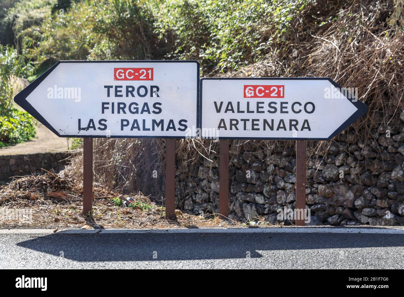 Road signs and travel directions in Gran Canaria, Canary Islands, Spain ...