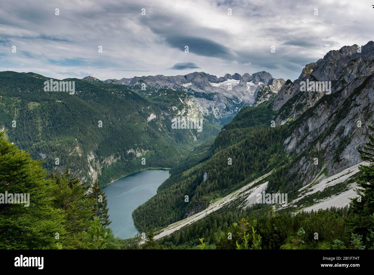 Vorderer gosausee and dachstein massif hi-res stock photography and ...