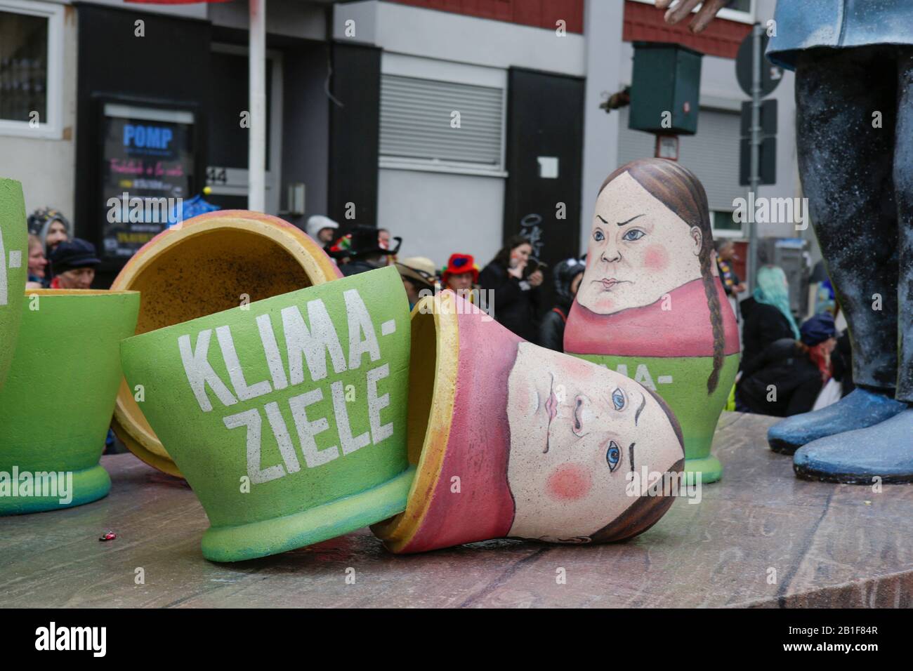 German carnival parade float hi-res stock photography and images - Alamy