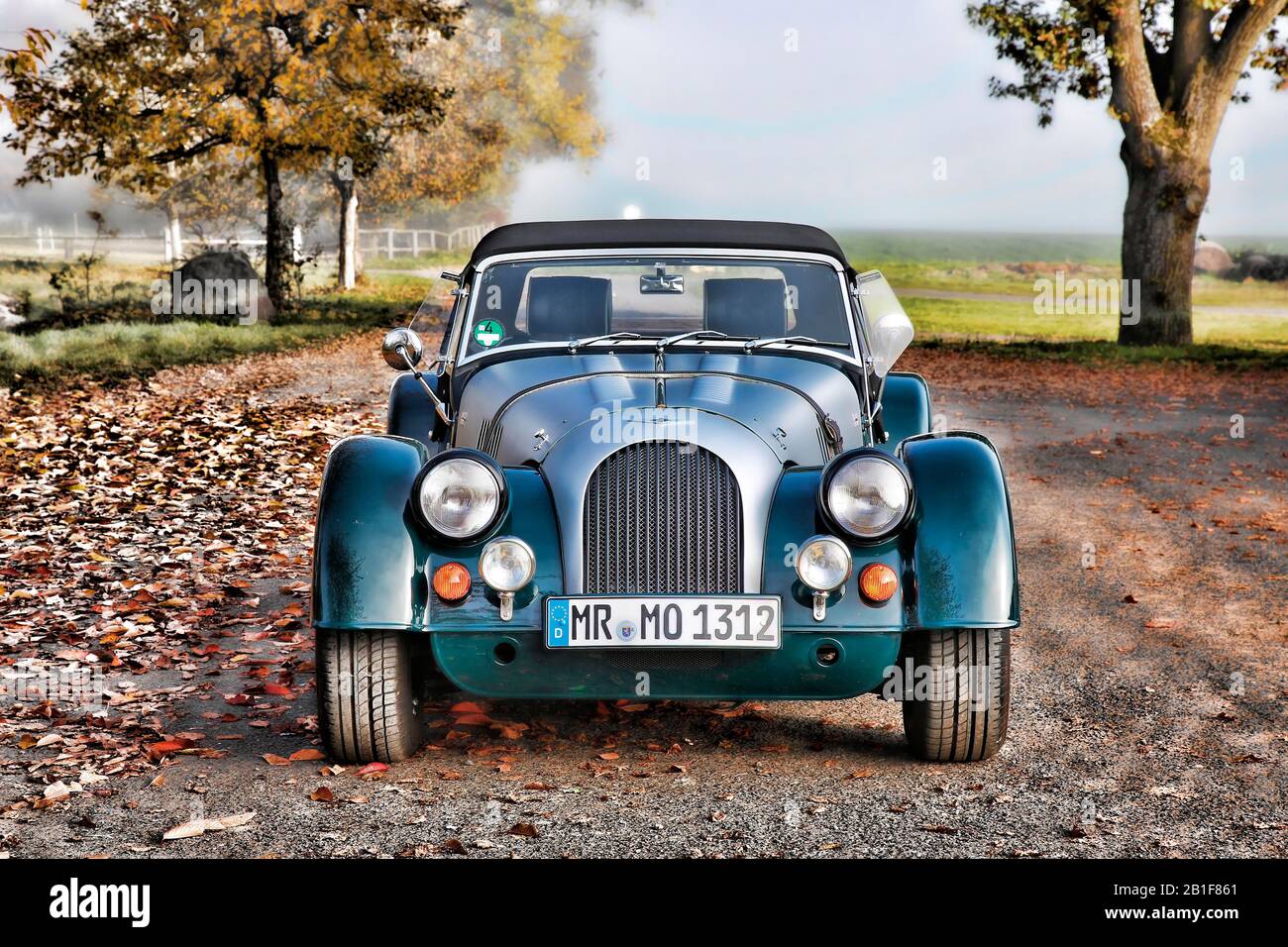 Morgan roadster sports car hi-res stock photography and images - Alamy