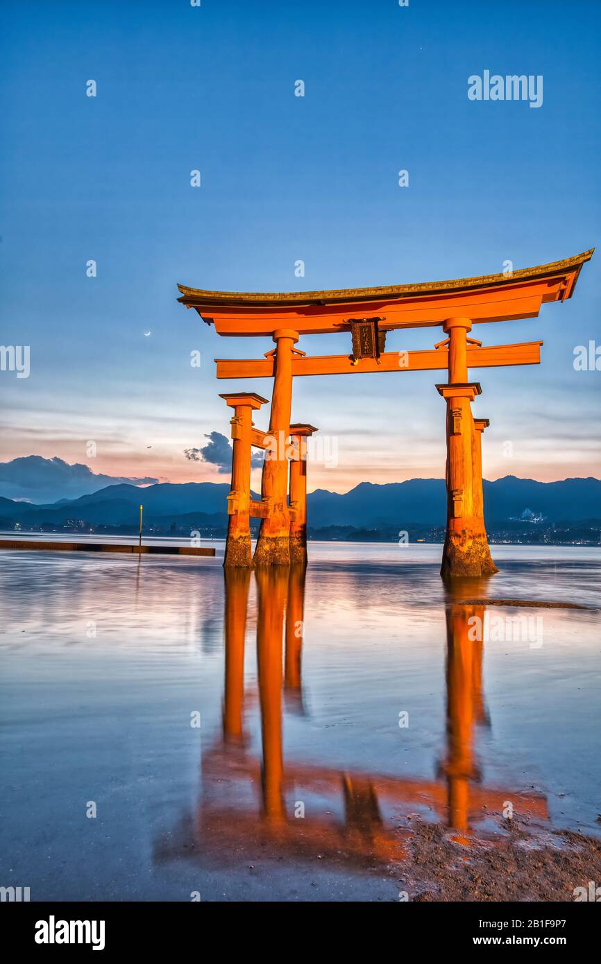 Japan Itsukushima Torii Gate High Resolution Stock Photography and ...