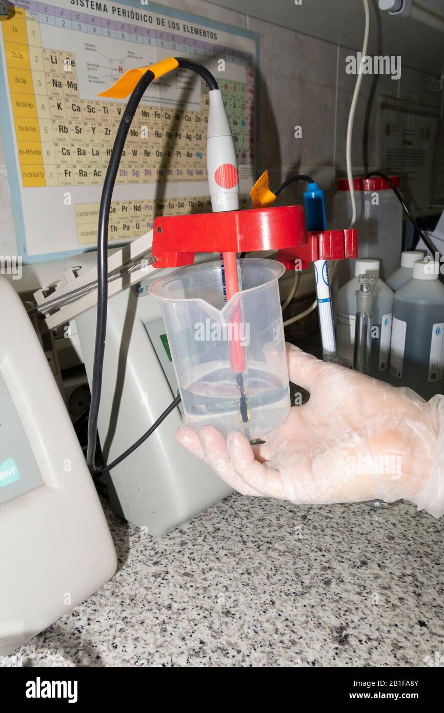 Old laboratory machines hi-res stock photography and images - Alamy