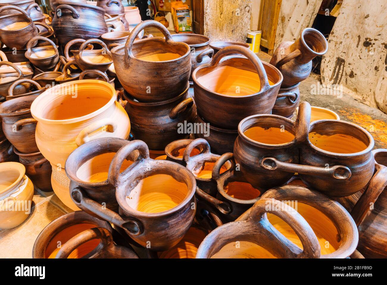 handmade pottery in a old pottery workshop Stock Photo - Alamy