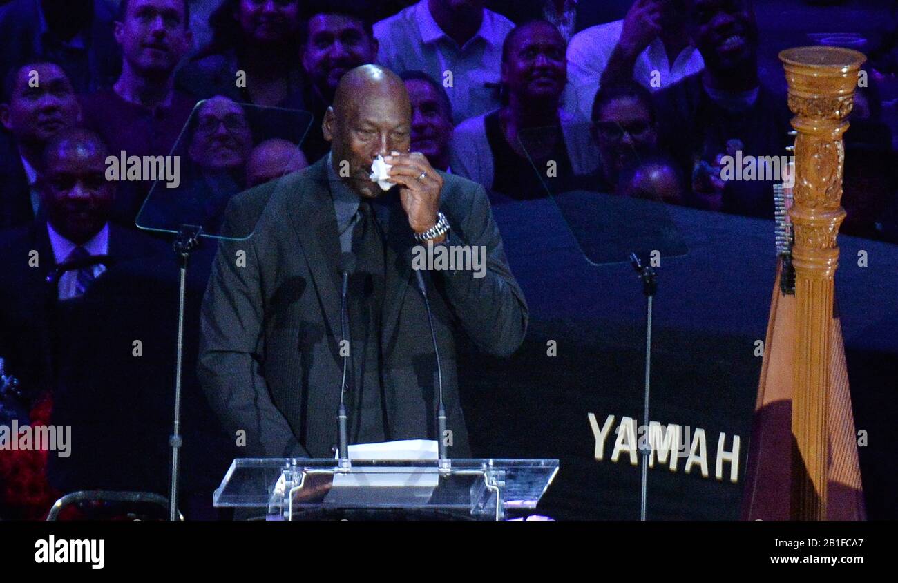 Los Angeles, United States. 25th Feb, 2020. A tearful Michael Jordan ...