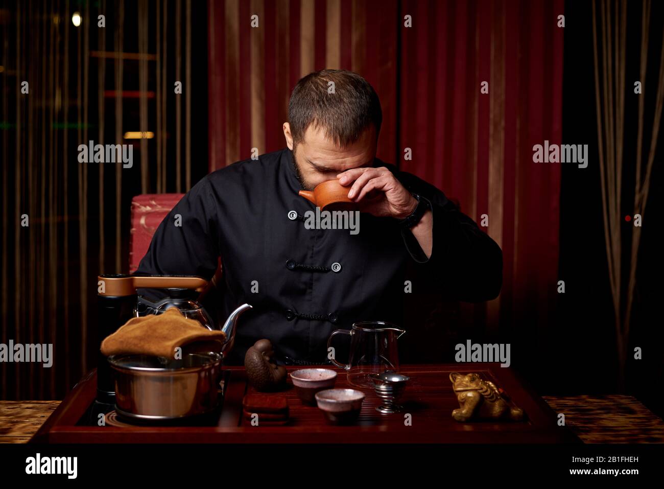Tea ceremony. The traditional way of making tea Stock Photo - Alamy