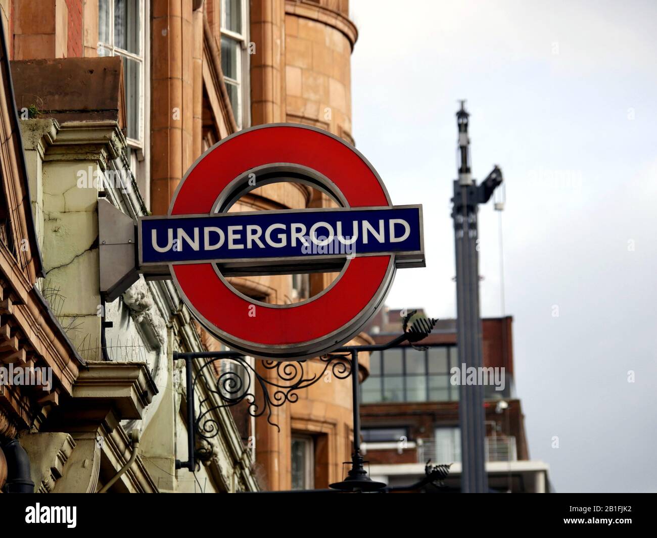 London Train Station Logo Virtuous Circles (Railtrack Major Station