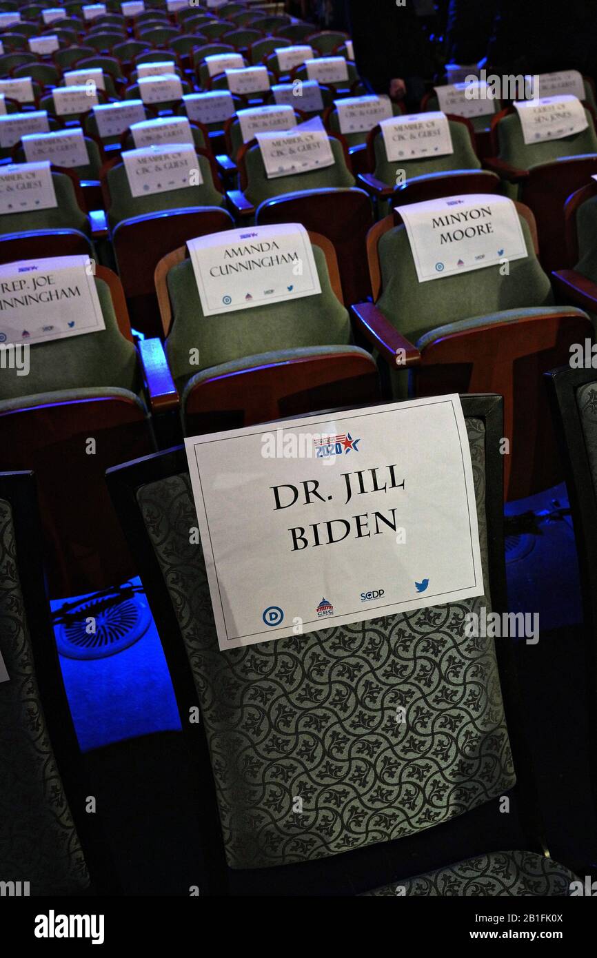 Vip seating hi-res stock photography and images - Alamy