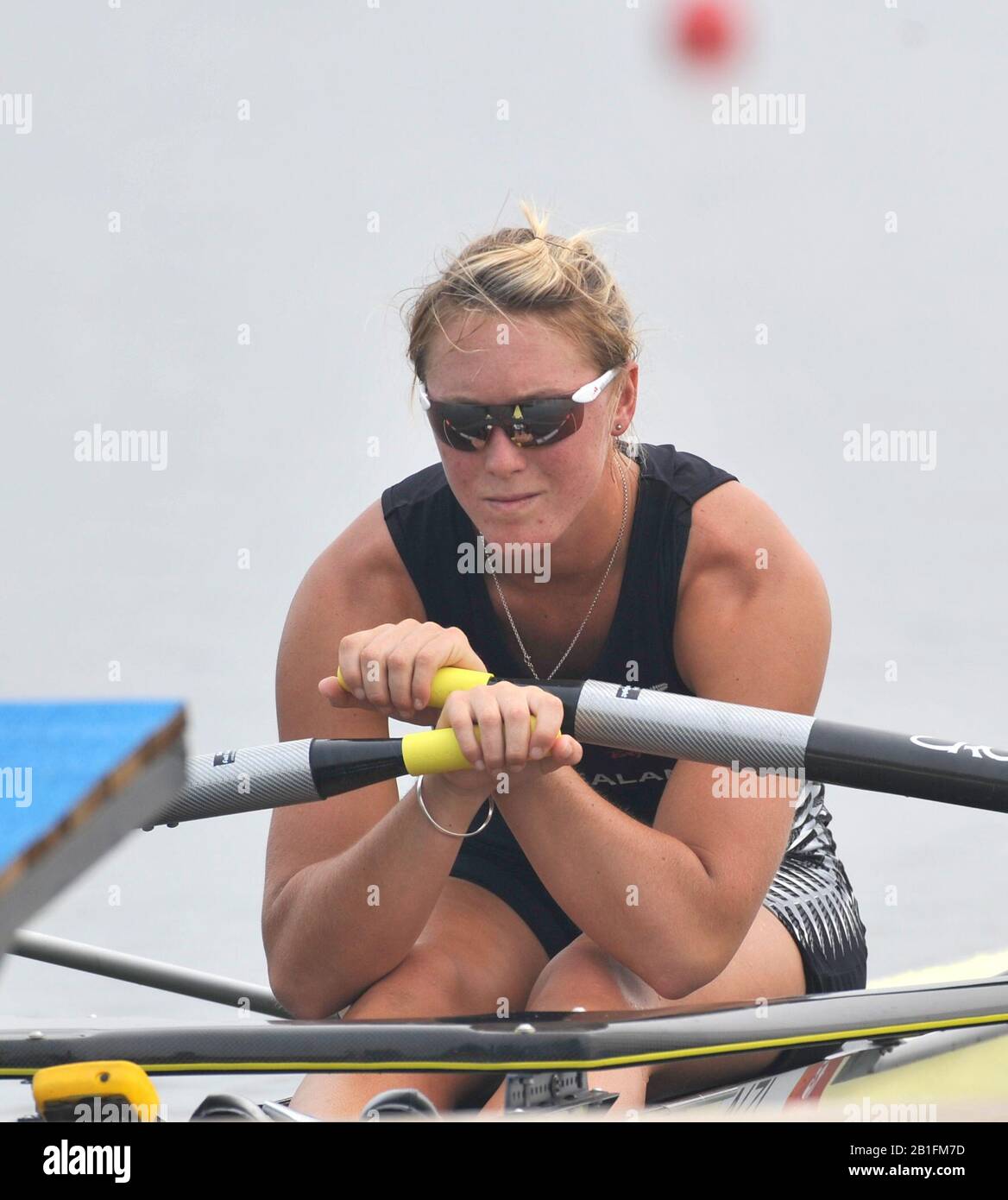 Womens womens single sculls hi-res stock photography and images - Alamy
