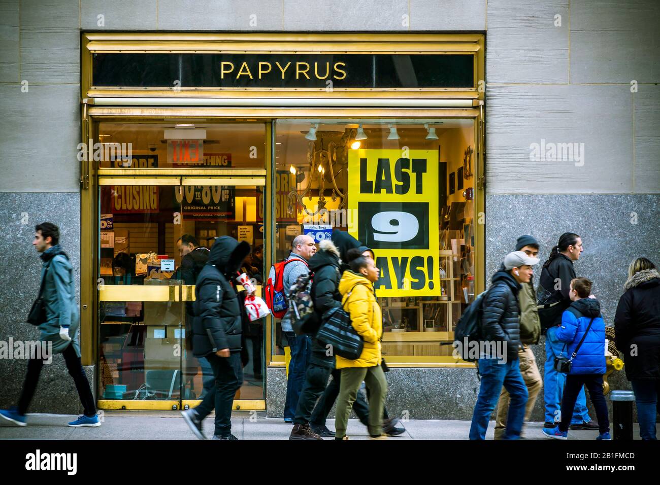 Papyrus storefront hi-res stock photography and images - Alamy